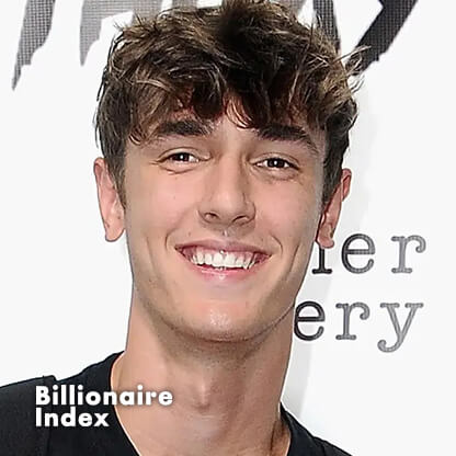 Bryce Hall Net Worth, Age, Family & Biography